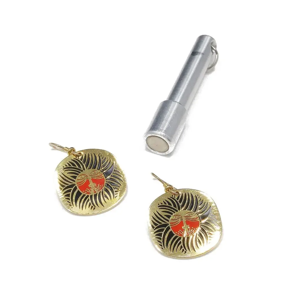 Laurel Burch | Jewelry | Laurel Burch Eskimo Lion Earrings Red Face ...